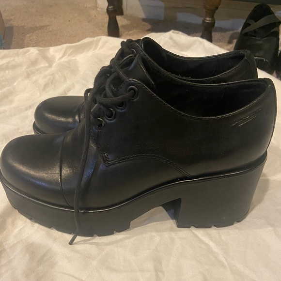 Vagabond | Shoes | Vagabond Black Platform Shoes Sleek Design | Poshmark